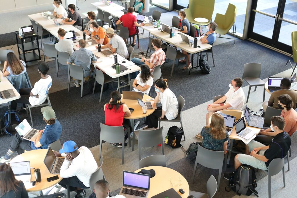 eScience Institute – Advancing data-intensive discovery in all fields